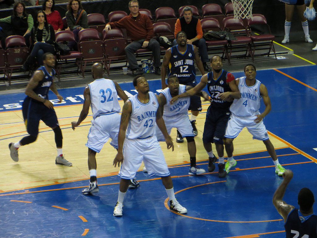 Become A Leader On Court And Watch Your Game Improve